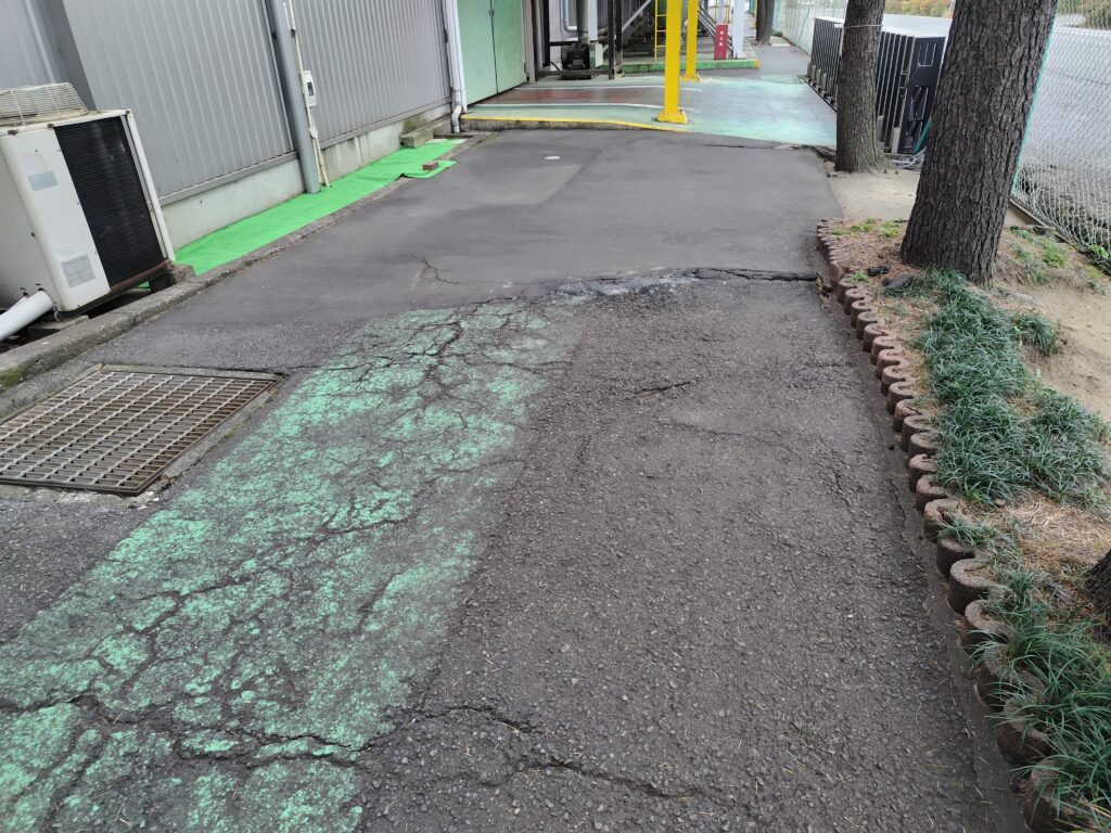 外構工事(コンクリート舗装)で使用 | BarChip Inc. （バルチップ株式会社）